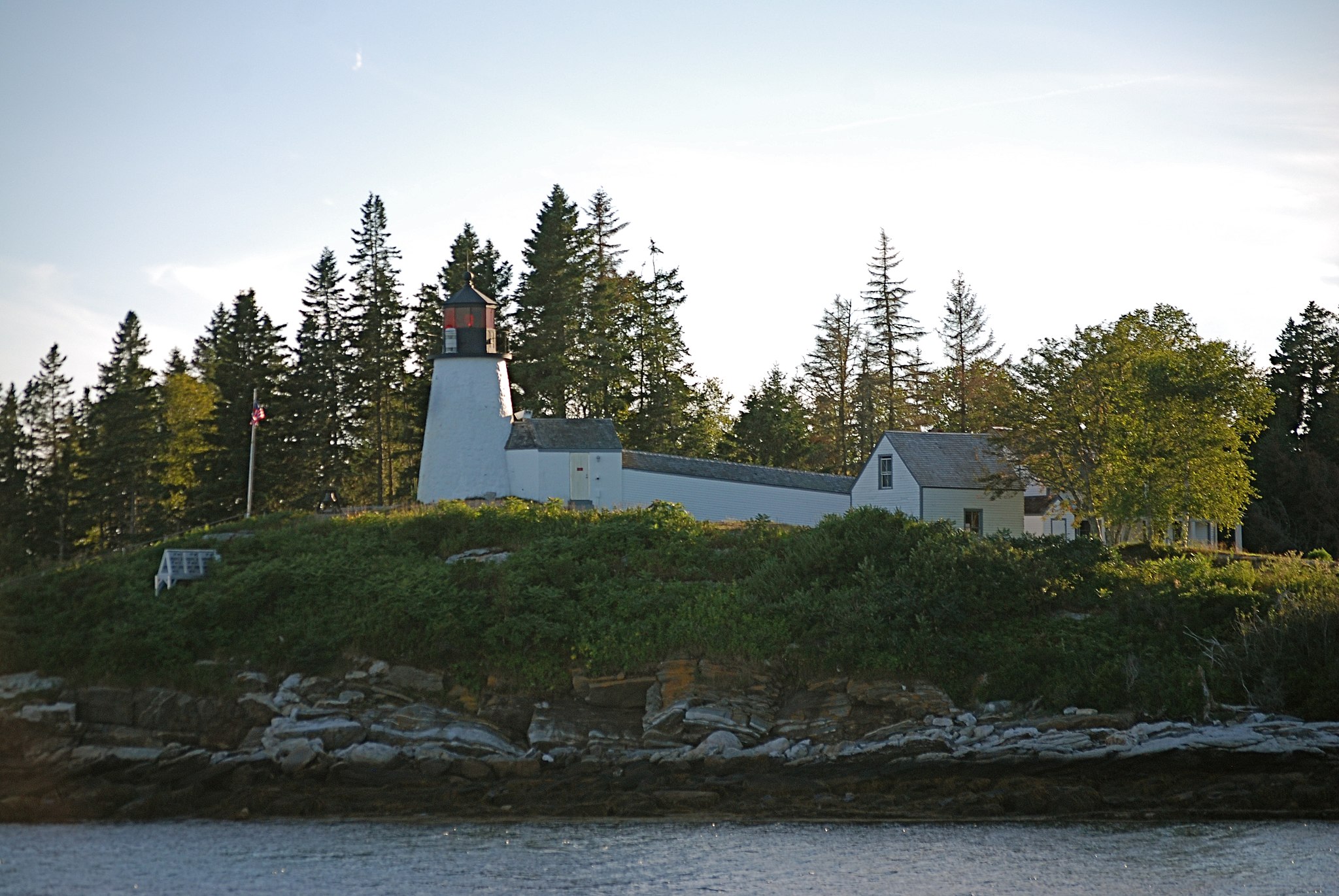 burnt_island_lighthouse_boothbay_harbor_maine – The Wickeds